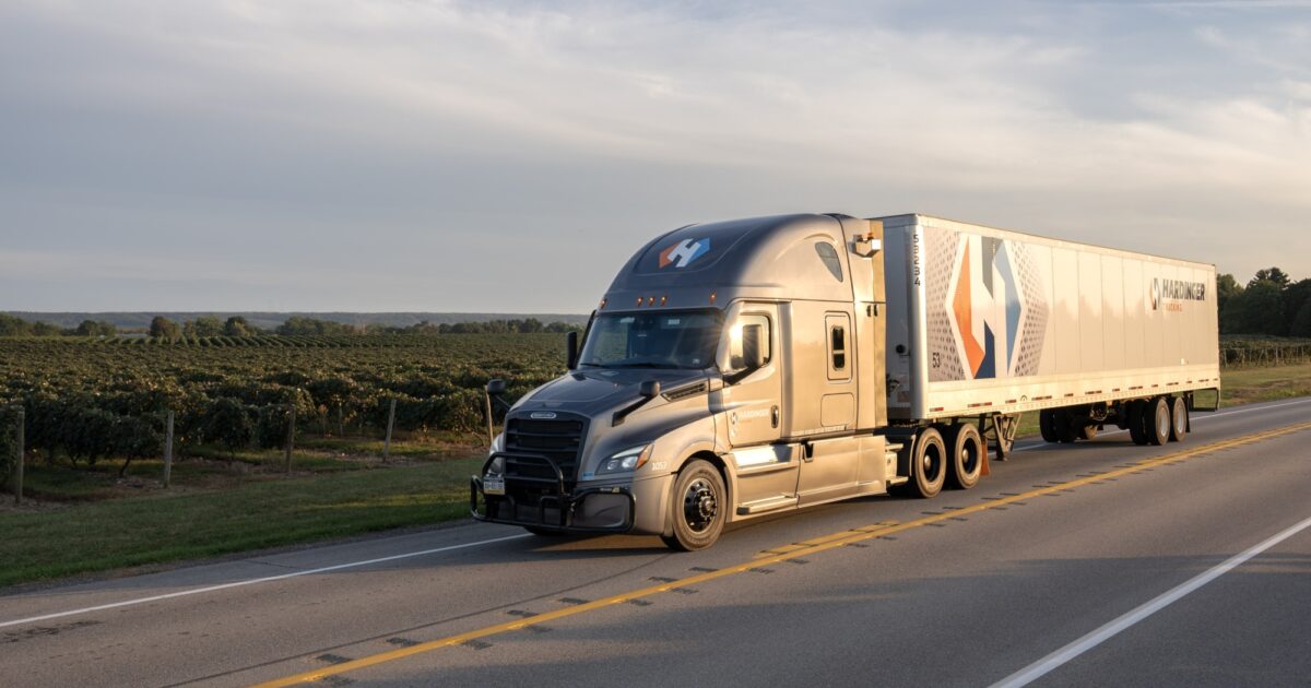 Hardinger Trucking | Hardinger