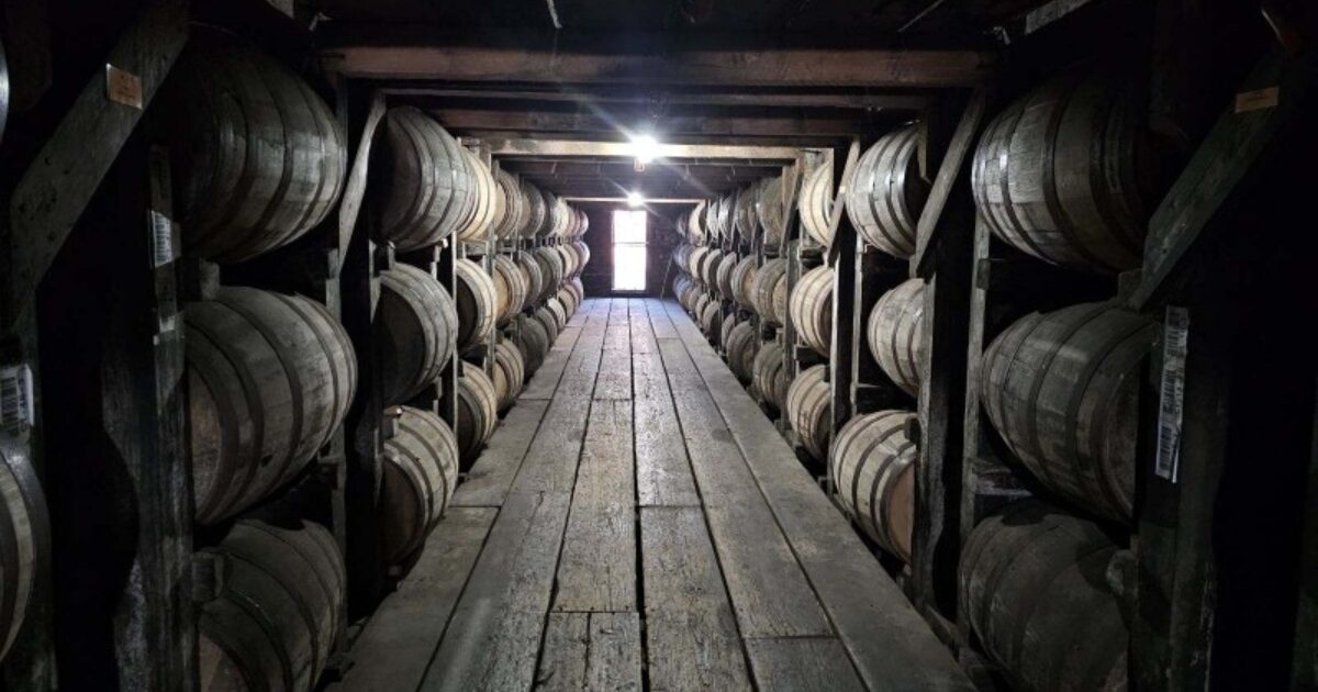 Local White Oak Barrels | FORECON Inc.